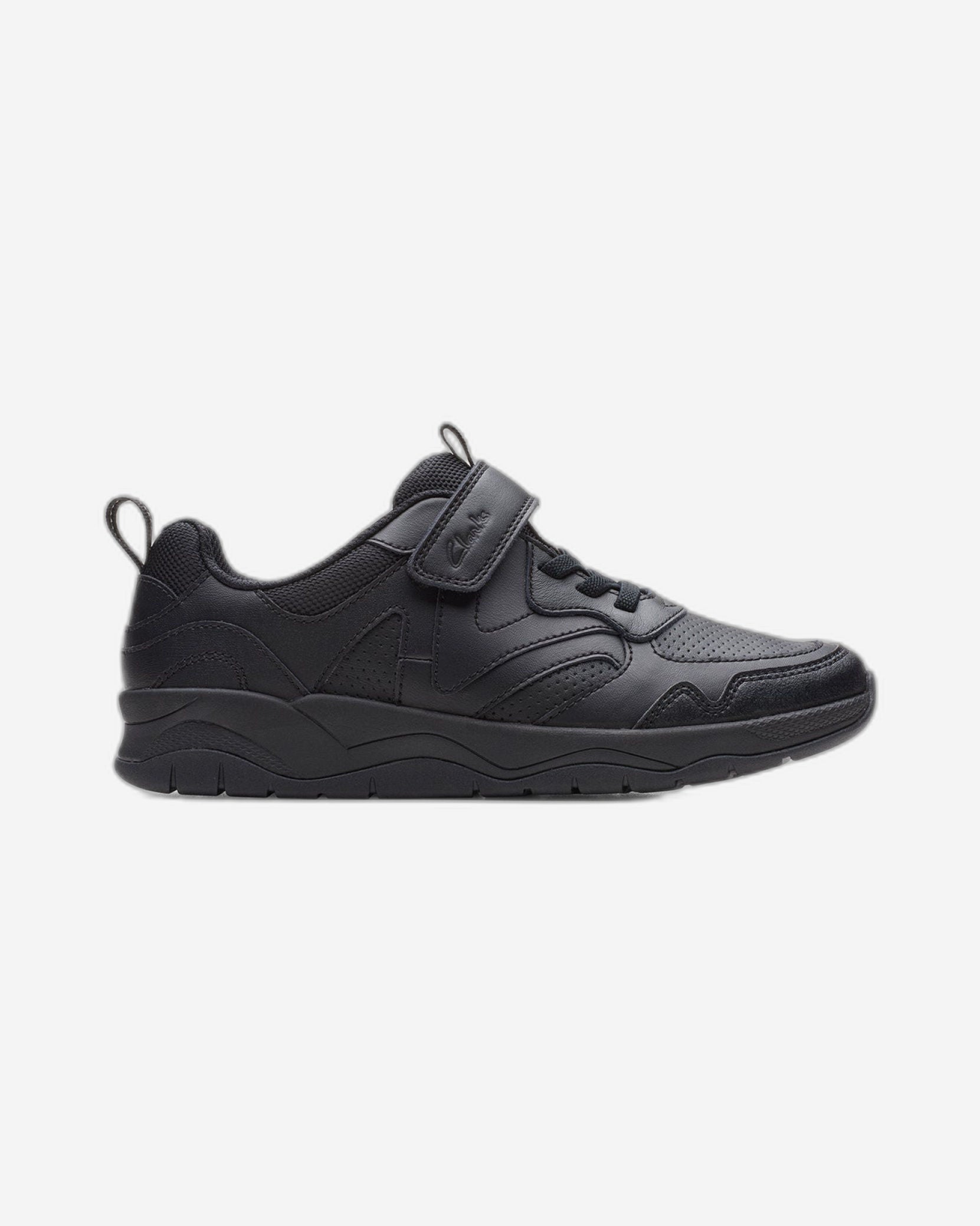 Buy Clarks Boys Clowder Sprint Older (Extra Wide Fit) Online in UAE ...