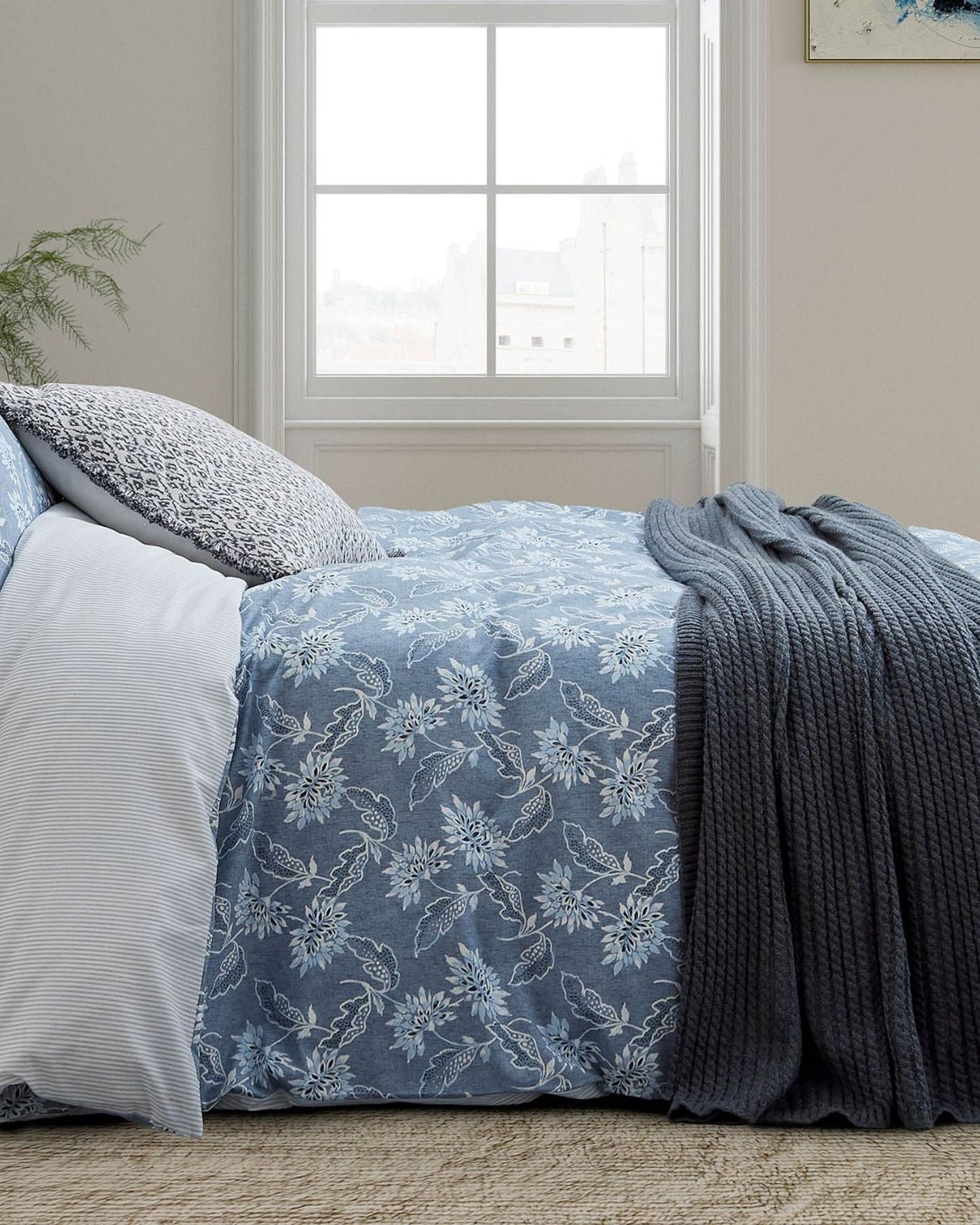 Bedeck of Belfast "Miya" Duvet Cover and Oxford Pillowcase in Chambray ...
